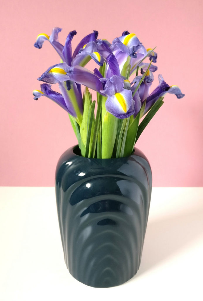 Decorating with '80s Deco Vases | Mirror80
